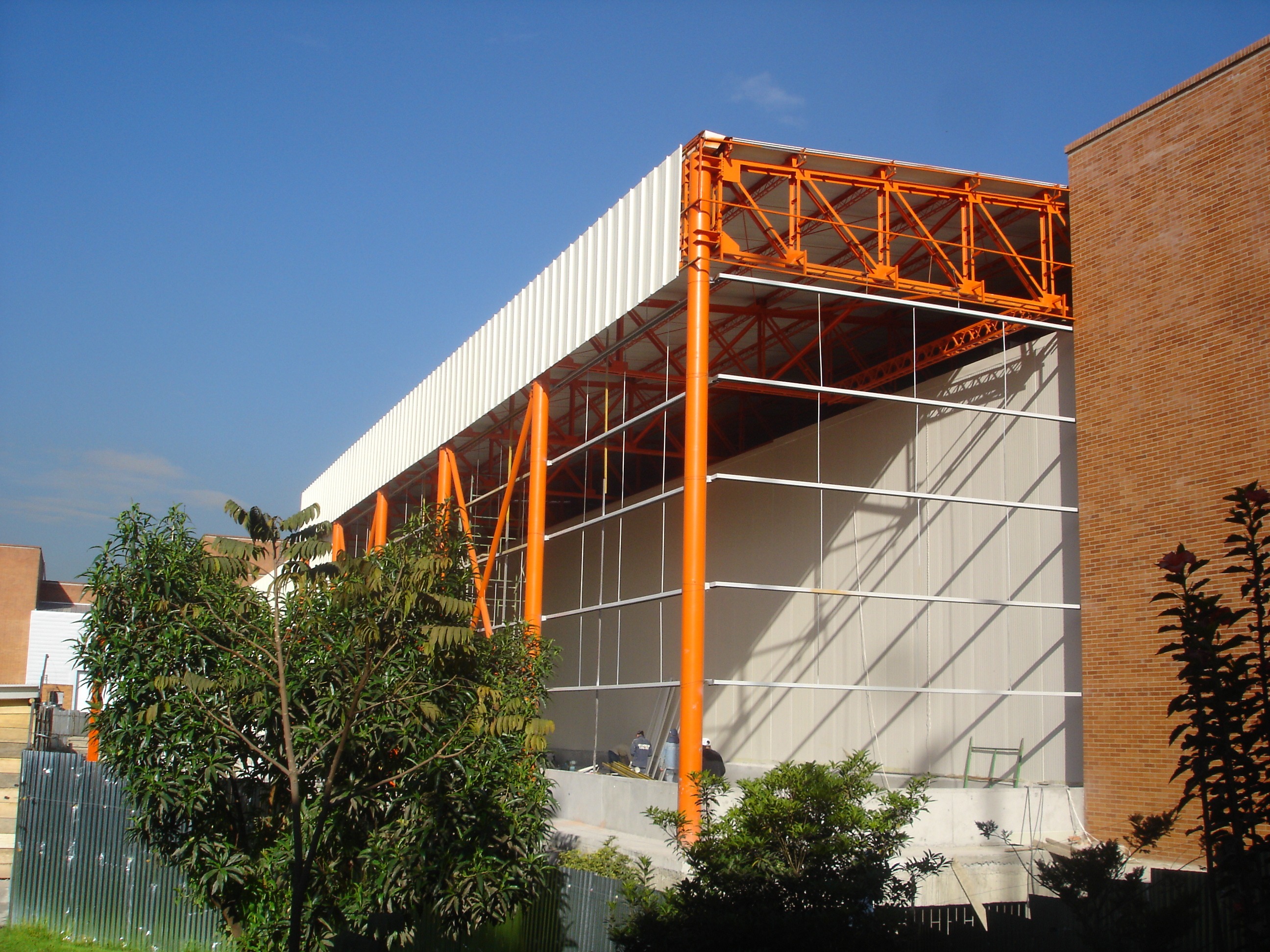 DISEÑO Y CONSTRUCCIÓN PIMPOLLO – Diaz Villegas Arquitectos