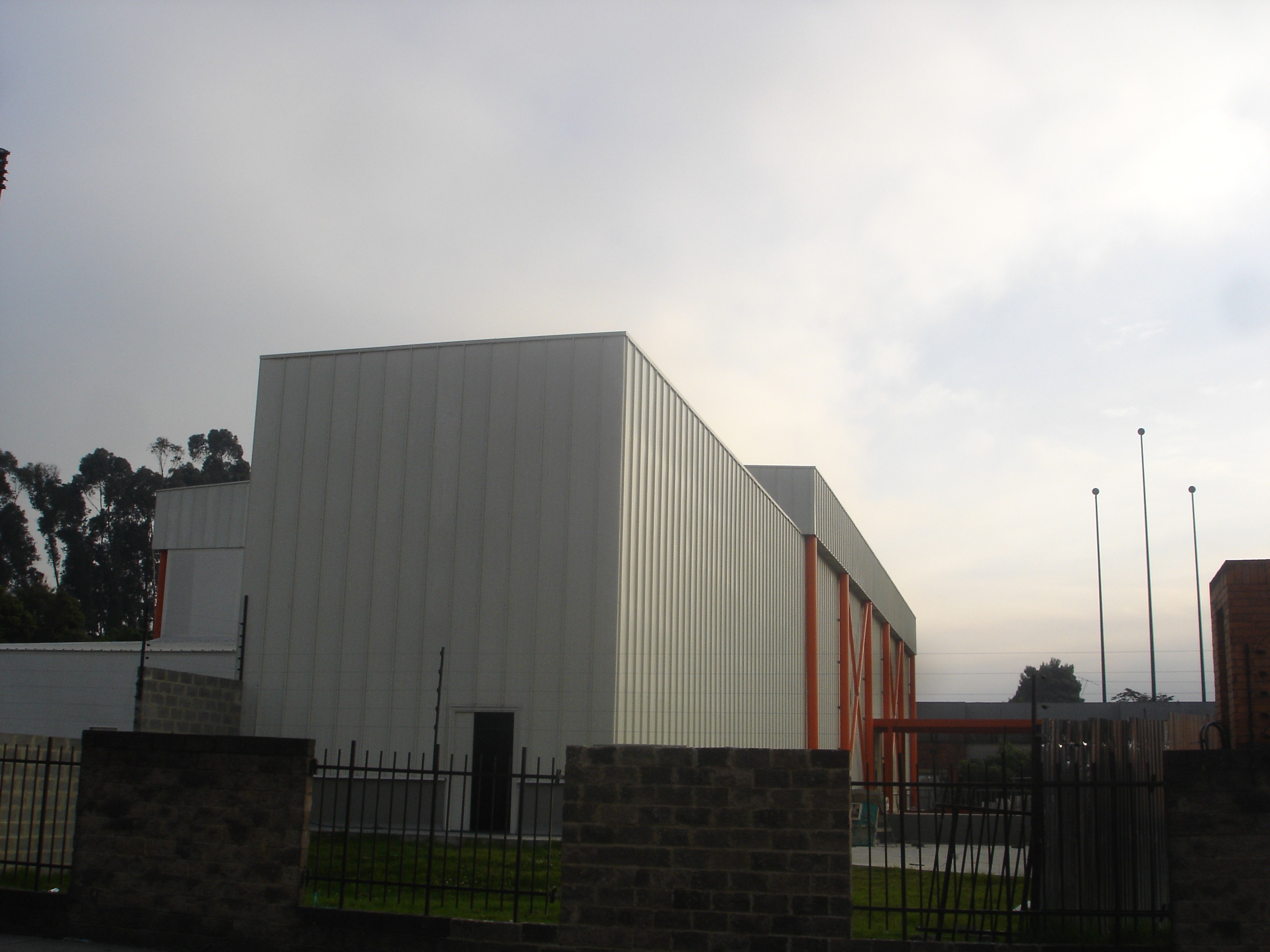 DISEÑO Y CONSTRUCCIÓN PIMPOLLO – Diaz Villegas Arquitectos