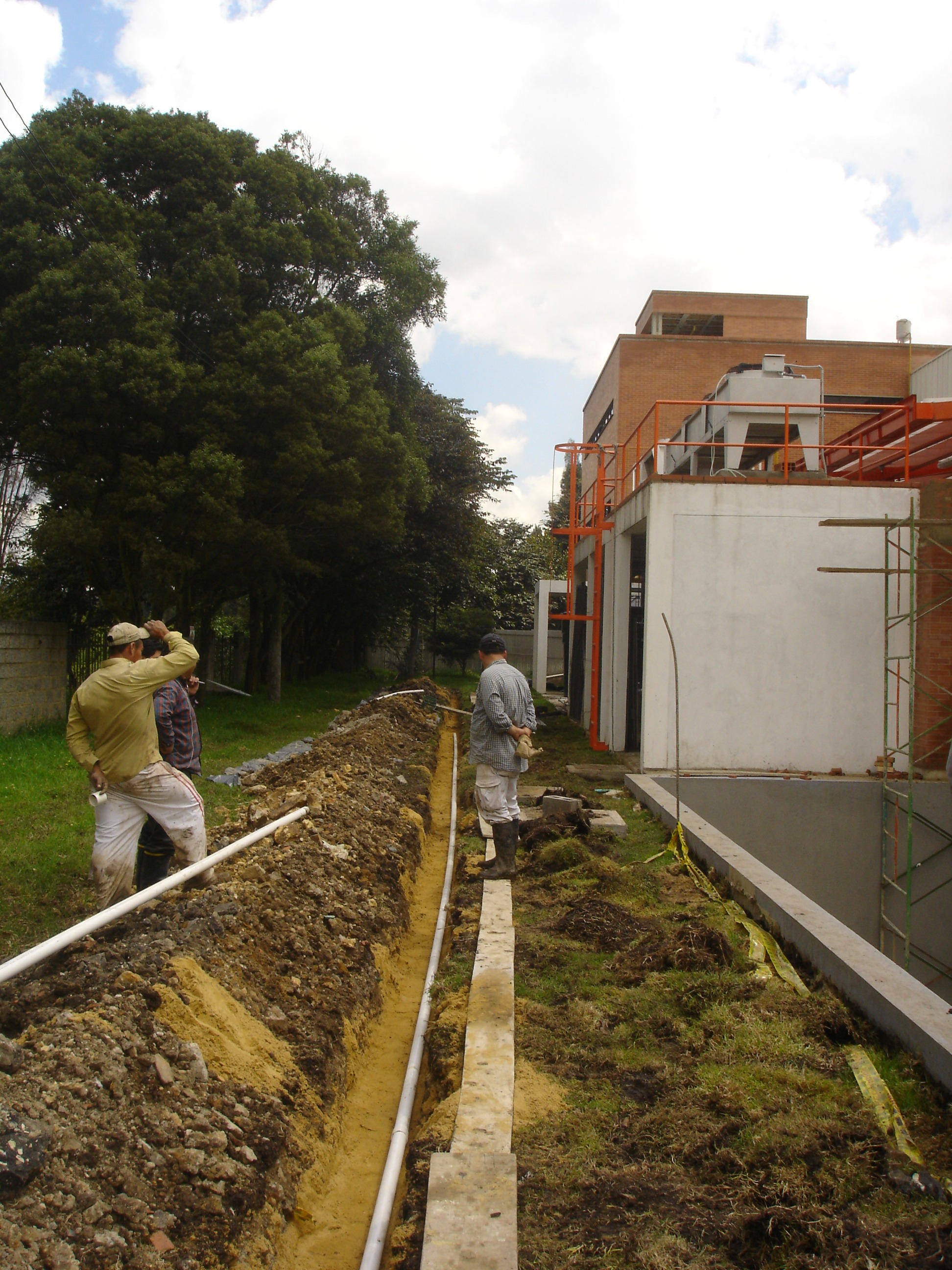 DISEÑO Y CONSTRUCCIÓN PIMPOLLO – Diaz Villegas Arquitectos